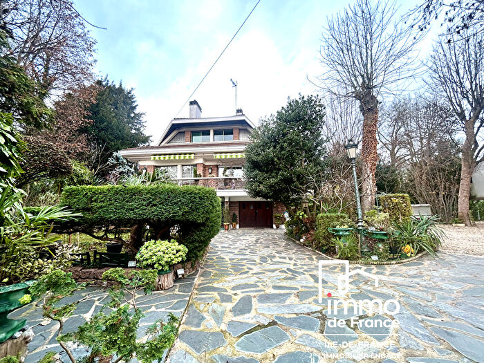 Maison à vendre - Chelles, Chelles Sud, Grande Prairie, Bords de Marne - 7 pièces - 3 chambres