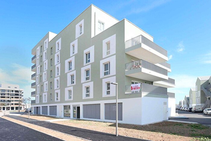 Appartement à louer - Secteur Périphérique, Fleury sur Orne - 3 pièces - 2 chambres