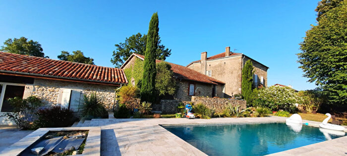 Maison à vendre - Peyrehorade - 7 pièces - 5 chambres