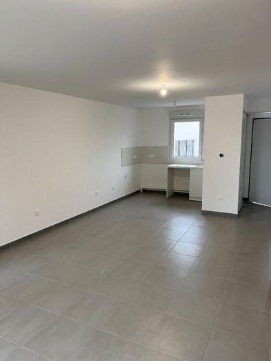 Bruyères-le-Châtel - Appartement 4 pièces à louer