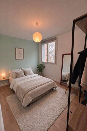 Appartement 3 pièces à louer - Aix-en-Provence, Encagnane Corsy