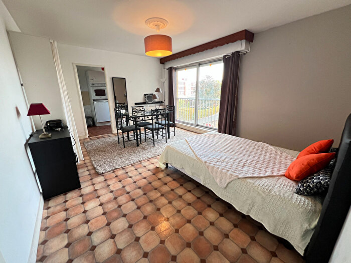Moulins, Gare, Champins - Appartement 1 pièce à vendre