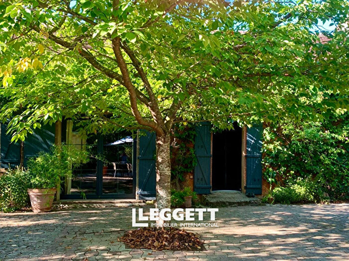 Maison à vendre - Magnac-Laval - 7 pièces - 3 chambres