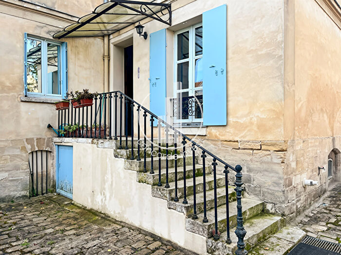 Maison à vendre - Asnières-sur-Seine, Bécon, Bourguignons - 9 pièces - 6 chambres