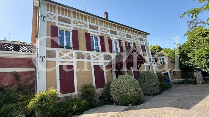 Appartement 3 pièces à Noisy-le-Roi, à vendre