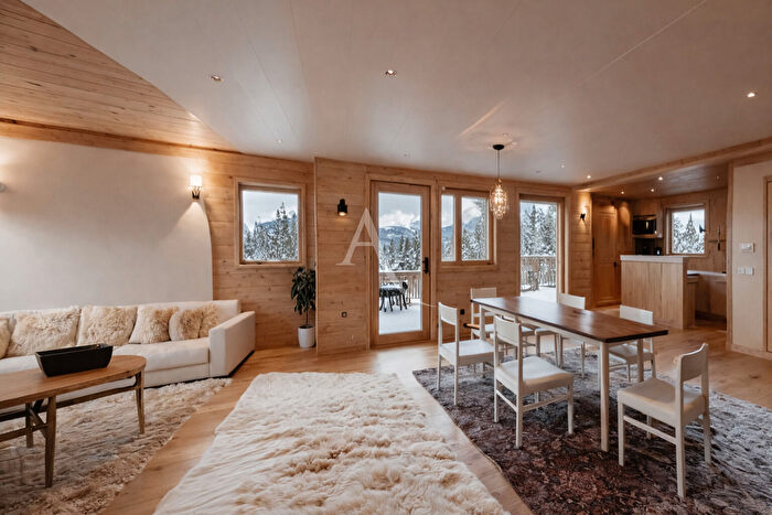 Appartement à vendre - Demi-Quartier - 5 pièces - 4 chambres