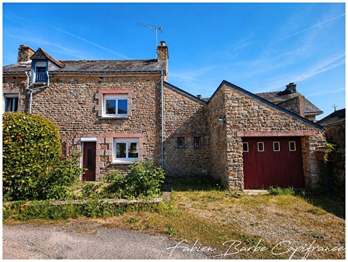 Maison à vendre - La Chapelle-Caro - 5 pièces - 2 chambres