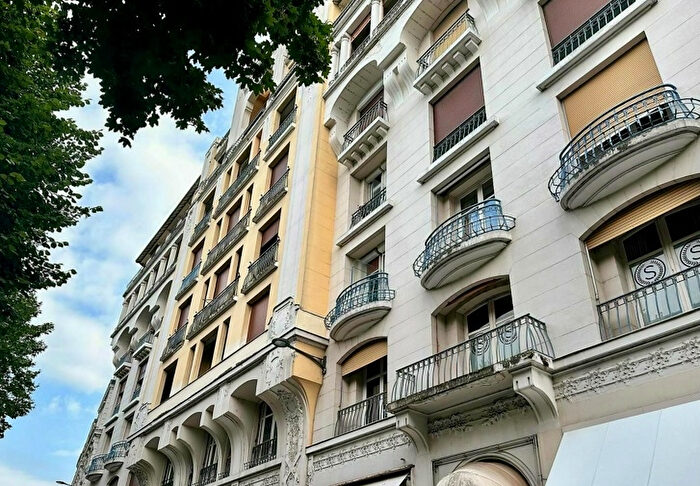 Appartement à vendre - Vichy - 3 pièces - 2 chambres