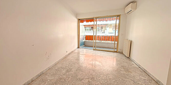 Antibes, Coeur de ville : Appartement 2 pièces à vendre