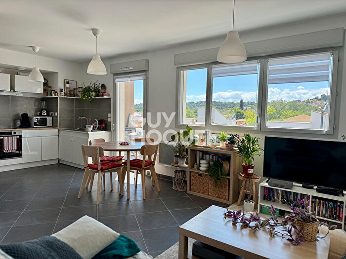 Châteauneuf-de-Gadagne - Appartement 3 pièces à vendre