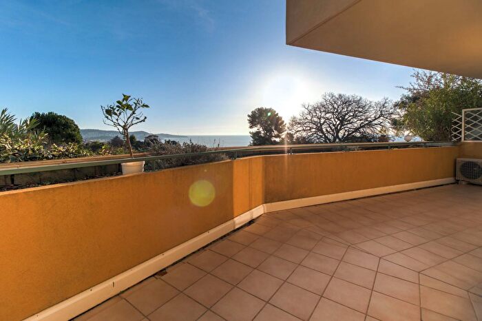 Appartement à vendre - Nice, Saint-Antoine - 2 pièces - 1 chambre