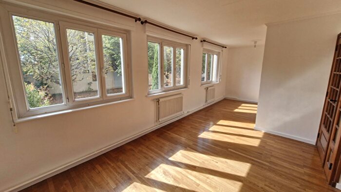 Vénissieux, Georges Levy, Ernest Renan, Moulin à vent - Appartement 3 pièces à louer