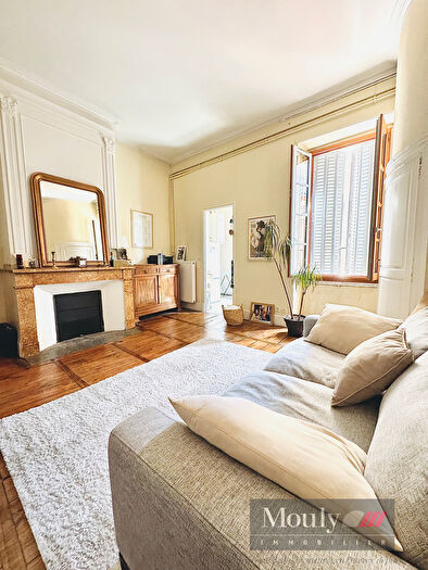 Appartement à vendre - Cahors, Centre-ville - 2 pièces - 1 chambre