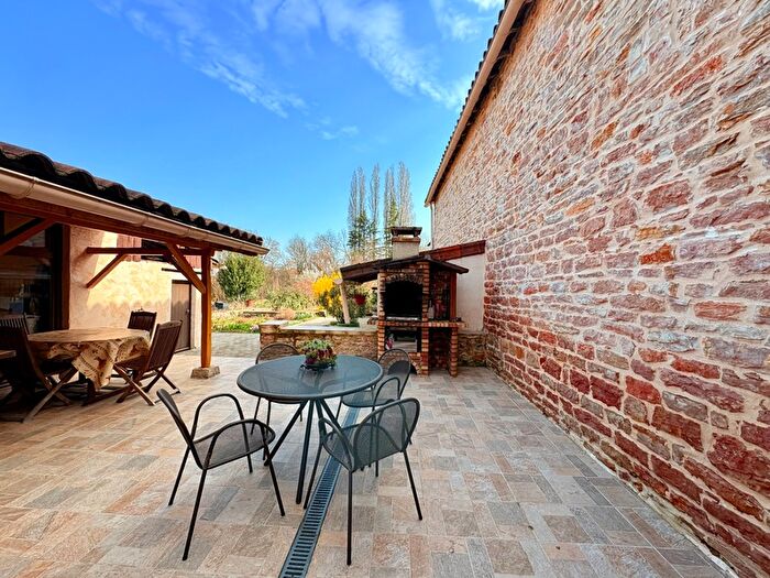 Maison à vendre - Tournus - 6 pièces - 3 chambres