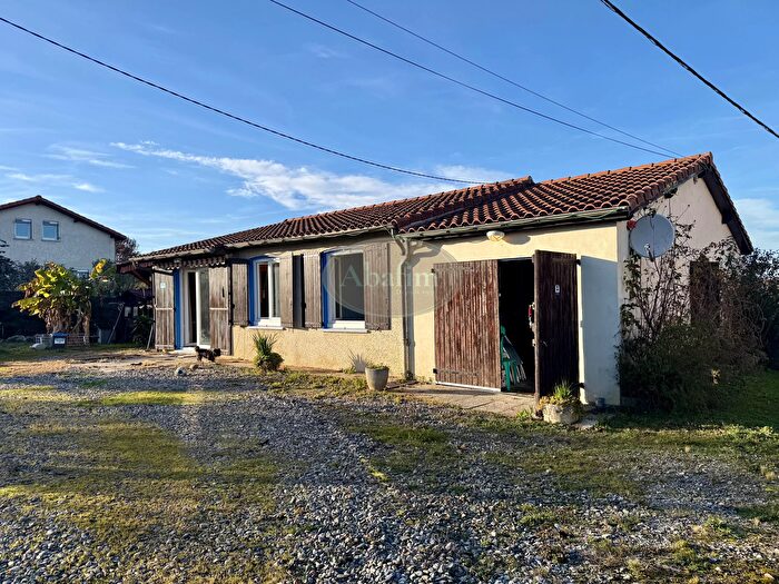 Maison à vendre - Pouyastruc - 4 pièces - 2 chambres