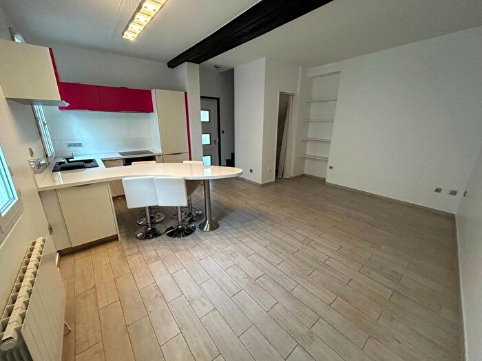 Appartement à louer - Morangles - 3 pièces - 2 chambres