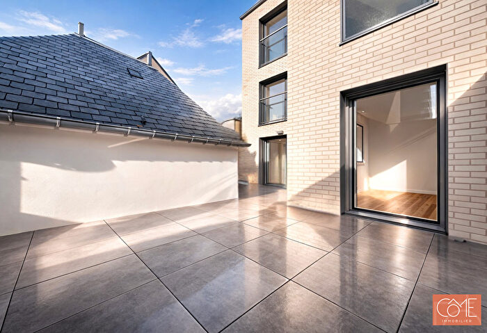 Quartiers Centre, Colombier : Appartement 3 pièces à louer