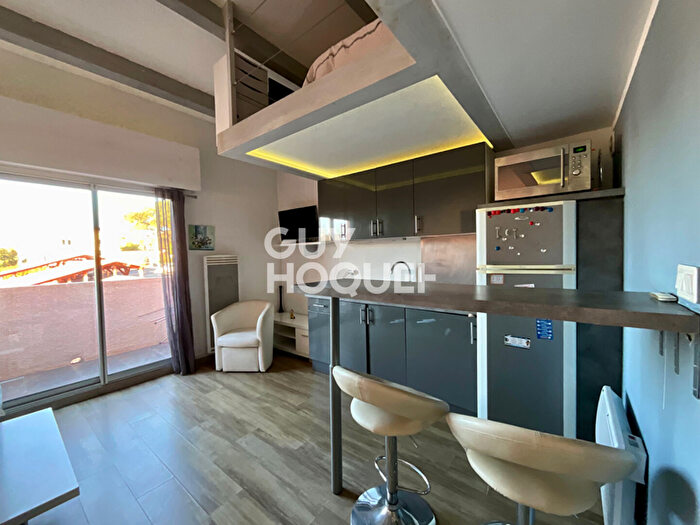 Appartement à louer - Sainte-Maxime, Sémaphore, Nartelle - 1 pièce - 1 chambre