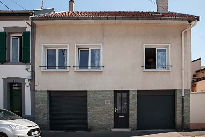 Reims, Clairmarais, Charles Arnould : Maison 6 pièces à louer