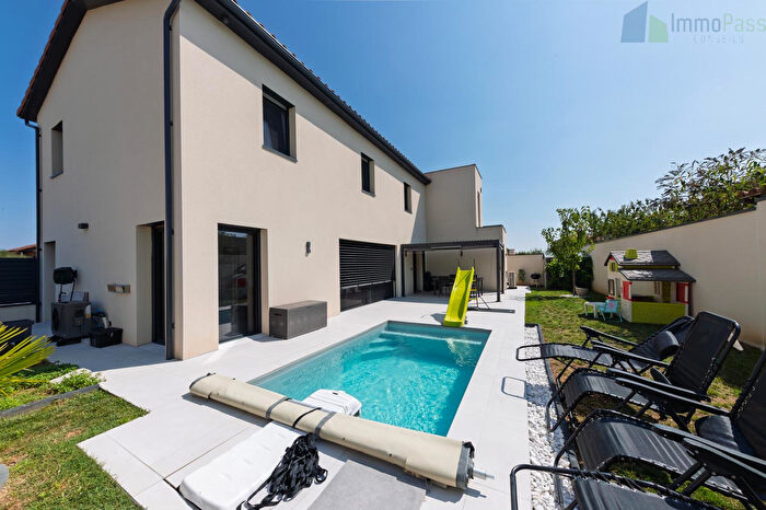 Maison à vendre - Genas - 6 pièces - 5 chambres