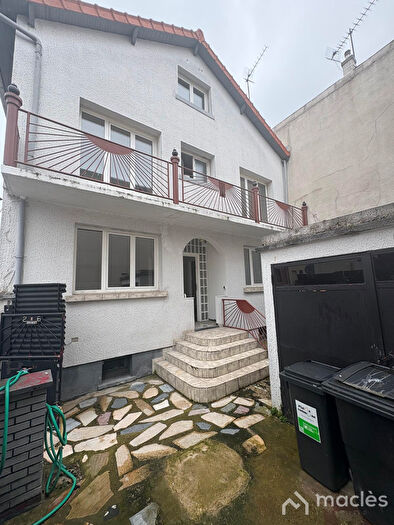 Saint-Denis, Franc-Moisin, Bel-Air : Maison 5 pièces à vendre