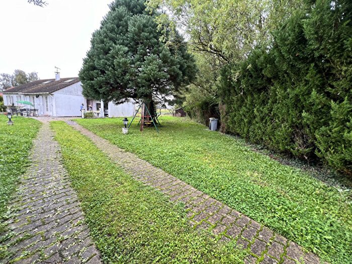 Maison à vendre - Tourny - 5 pièces - 3 chambres