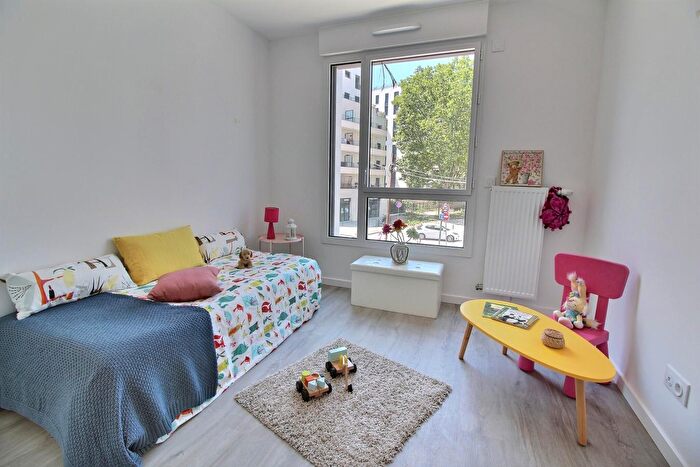 Colombes, Stade - Appartement 4 pièces à louer