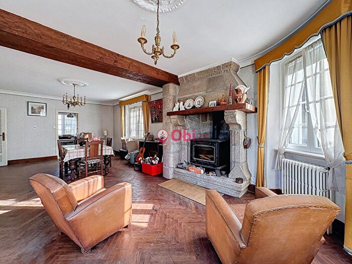 Châteaulin : Maison 7 pièces à vendre