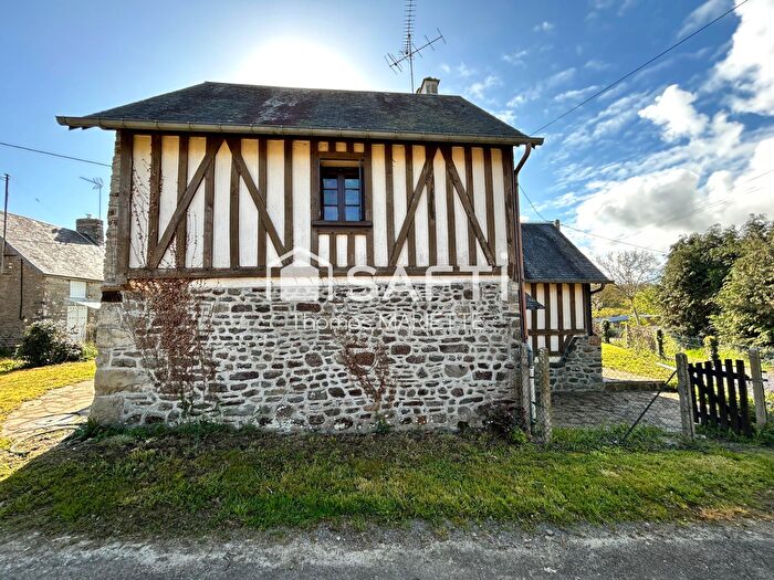 Maison 3 pièces à Barenton, à vendre