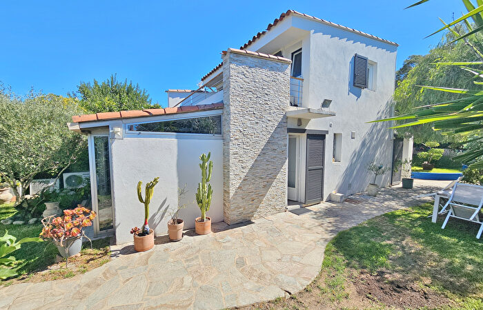 Maison 4 pièces à Grosseto-Prugna, à vendre