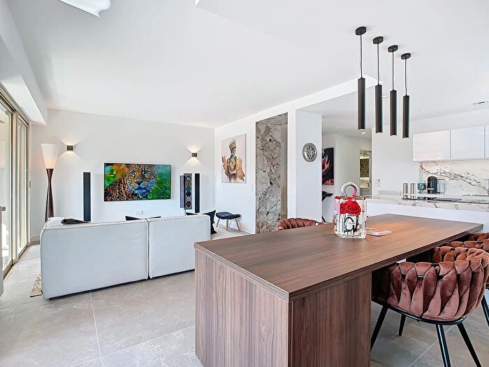 Appartement à vendre - Nice, Rimiez - 4 pièces - 3 chambres