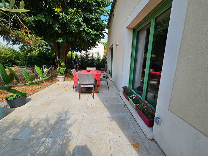 Maison 5 pièces à Magny-les-Hameaux, à vendre