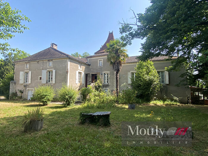 Maison à vendre - Luzech - 15 pièces - 8 chambres