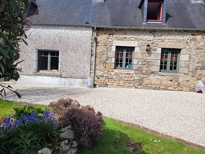 Maison à vendre - Lanrodec - 8 pièces - 3 chambres