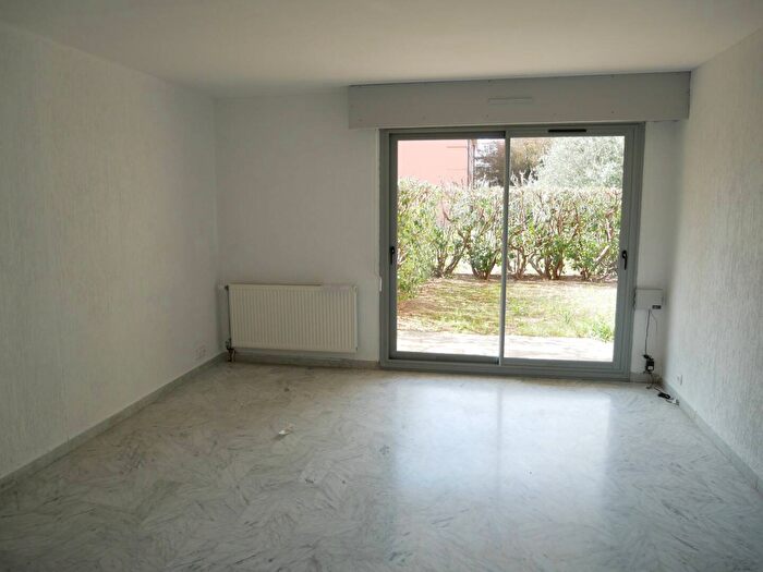 Appartement à louer - Draguignan - 4 pièces - 3 chambres