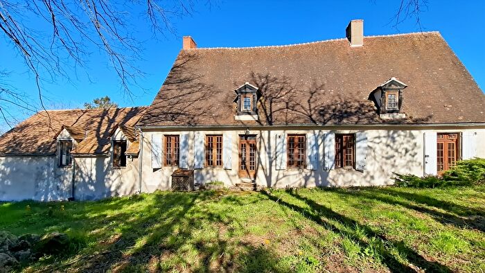 Maison à vendre - Chavroches - 9 pièces - 5 chambres