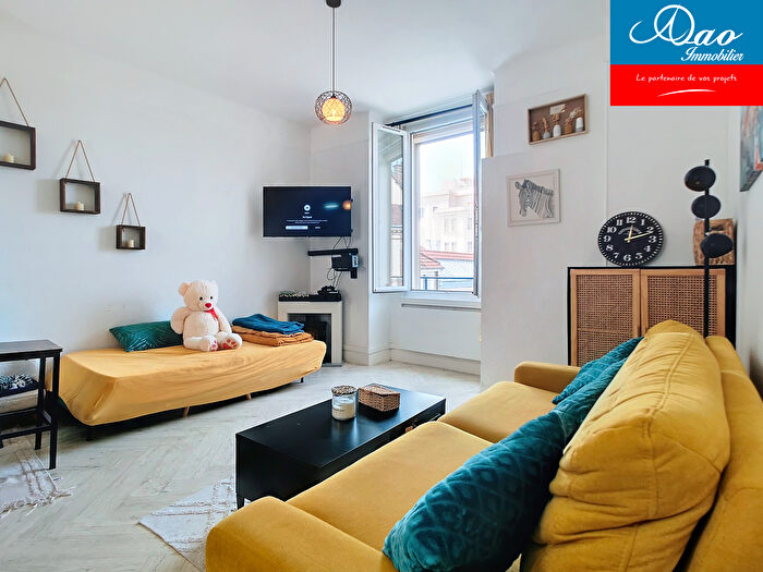 Appartement à vendre - Sainte-Savine - 2 pièces - 1 chambre