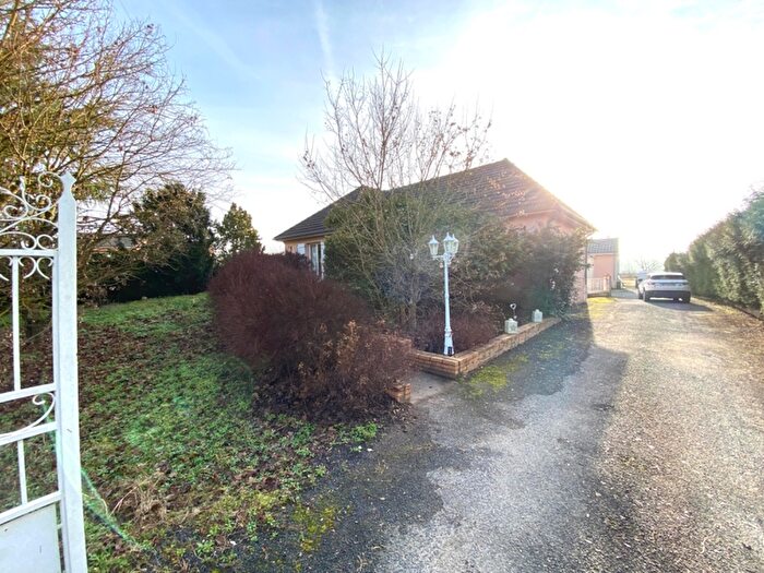 Maison à vendre - Digoin - 6 pièces - 4 chambres