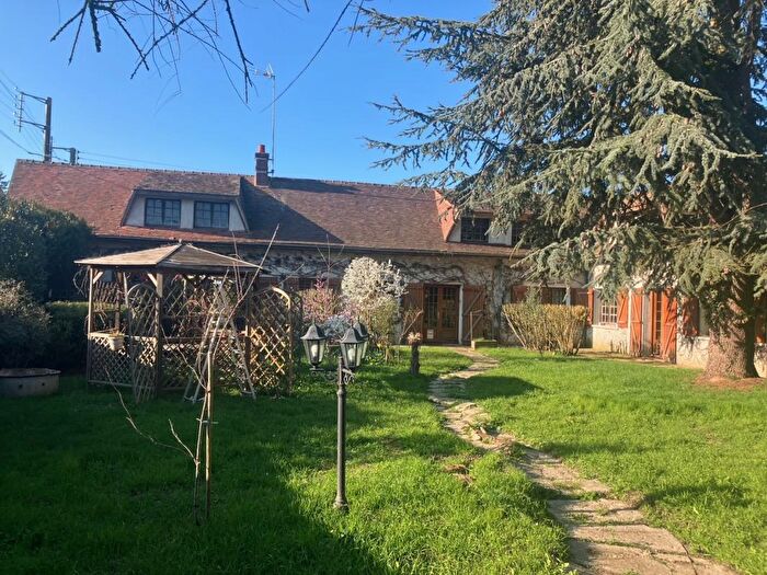 Maison à vendre - Maintenon - 9 pièces - 6 chambres