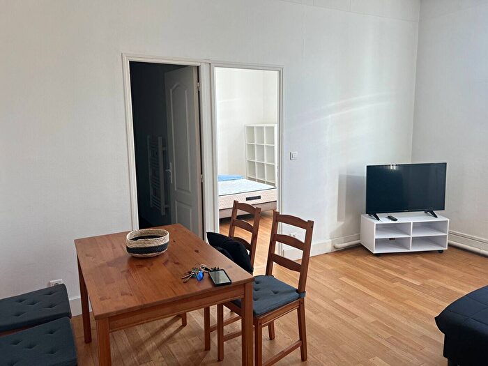 Appartement à louer - Docteur Lavalle, Dijon - 2 pièces - 1 chambre