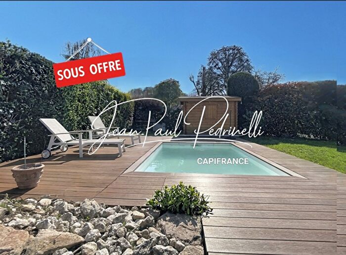 Maison à vendre - Saint-Genis-Laval, Collonges - 6 pièces - 5 chambres