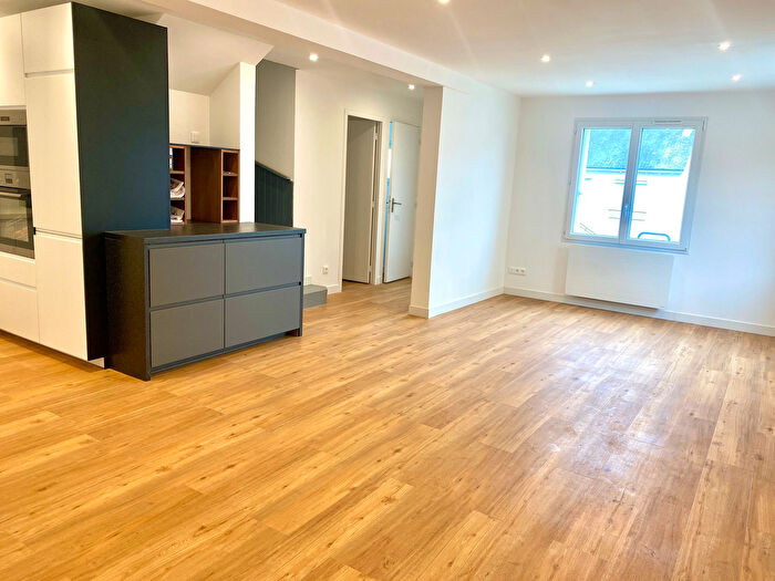 Maison à vendre - Bagneux, Saint-Hilaire - 5 pièces - 4 chambres