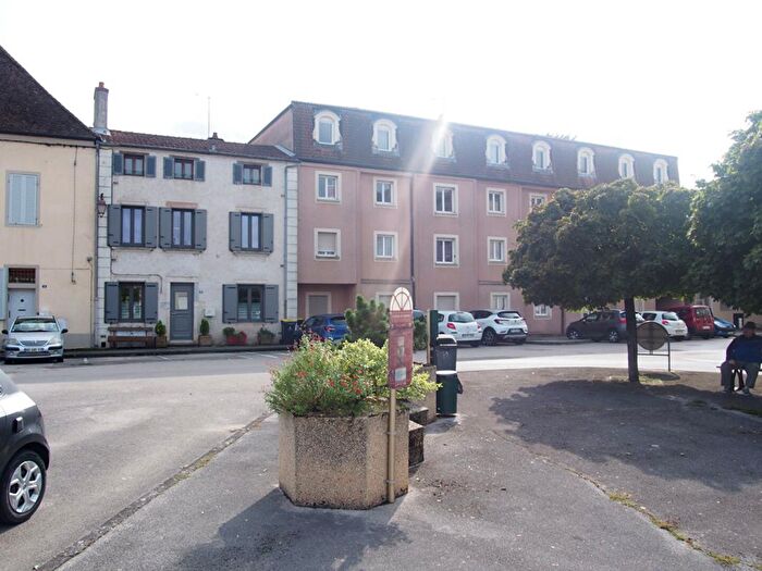Saint-Jean-de-Losne : Appartement 2 pièces à vendre
