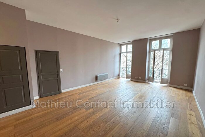 Appartement à vendre - Nîmes, Ecusson, Arènes - 3 pièces - 2 chambres
