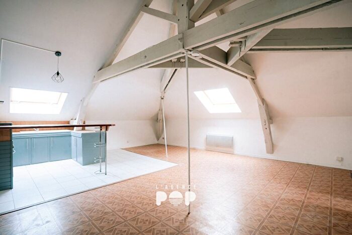 Appartement à louer - Puyrousseau-Les Vergnes-Le Toulon, Périgueux - 3 pièces - 2 chambres