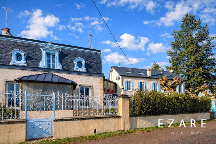 Maison à vendre - Nolay - 10 pièces - 4 chambres