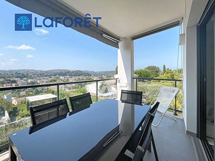 Appartement 3 pièces à vendre à Cagnes-sur-Mer, Les Vallières, Le Malvan, Les Travails, La Combe