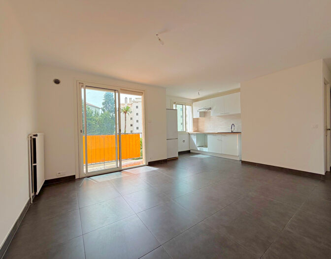 Appartement 3 pièces à vendre à Cannes, Petit Juas
