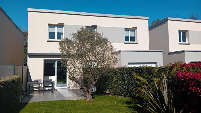 Maison à vendre - Colleville-Montgomery - 6 pièces - 5 chambres