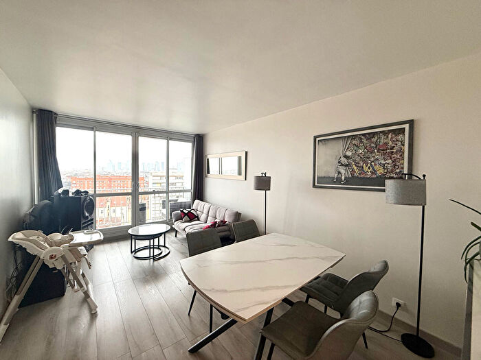 Appartement à louer - Colombes, Centre-ville - 3 pièces - 2 chambres